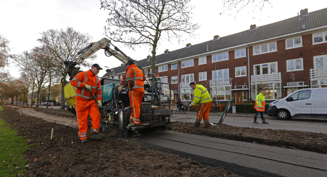 Nieuw voetpad langs Van Baerlestraat - DordtCentraal | Gratis huis-aan ...