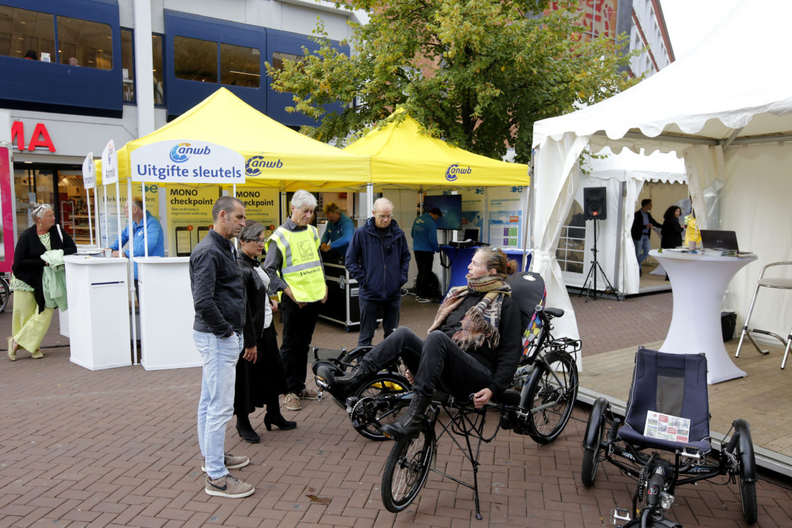 Infomarkt over duurzaam vervoer - DordtCentraal | Gratis huis-aan-huis ... Infomarkt over duurzaam vervoer - DordtCentraal | Gratis huis-aan-huis ...