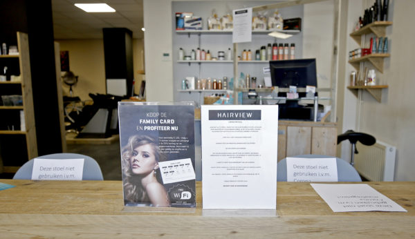 Kappers bereiden zich voor op heropening - DordtCentraal | Gratis huis ...