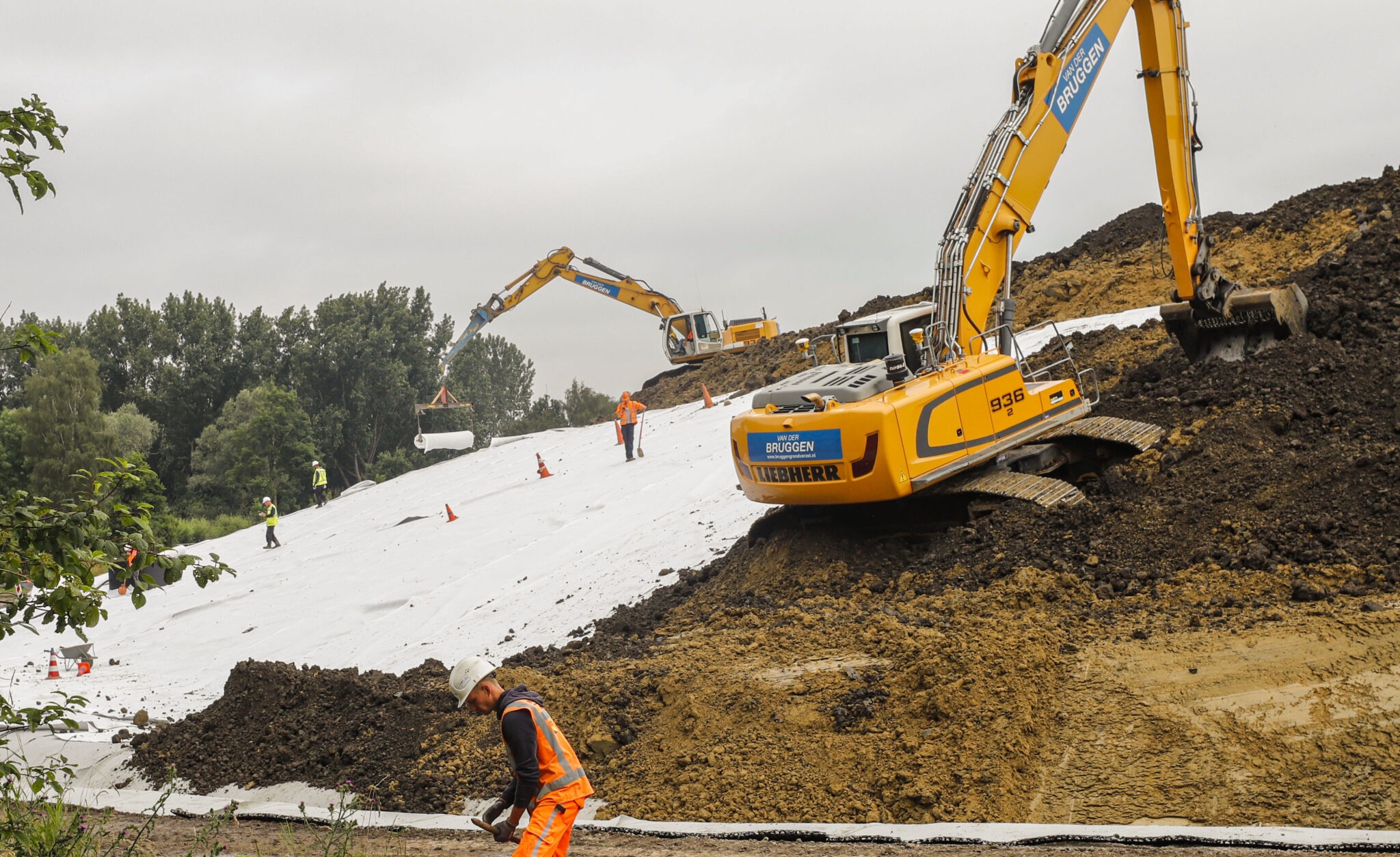 Merwedeheuvel mag nu inklinken voor gebruik - DordtCentraal | Gratis ...